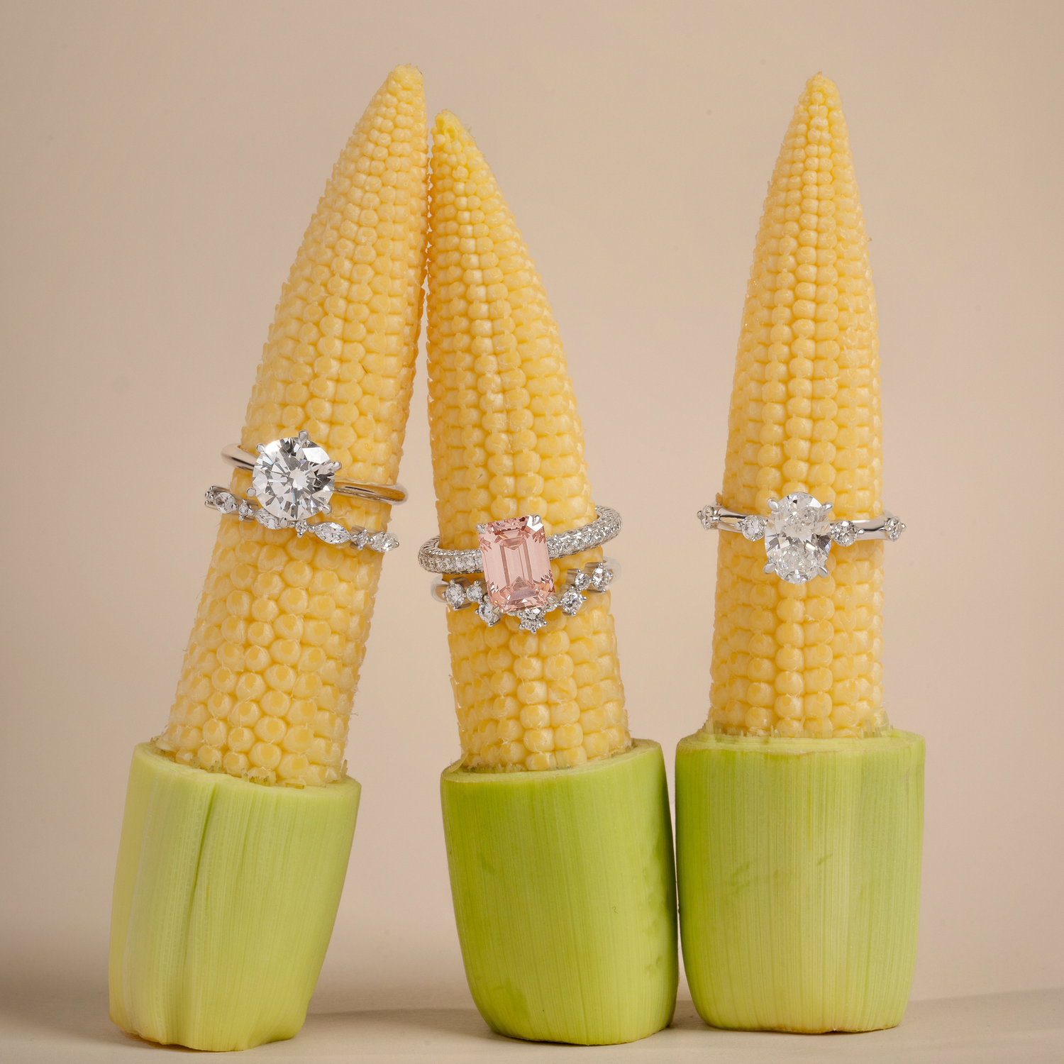 Model Cincin Berlian Solitaire : Simbol Keanggunan Wanita Dari Masa ke ...